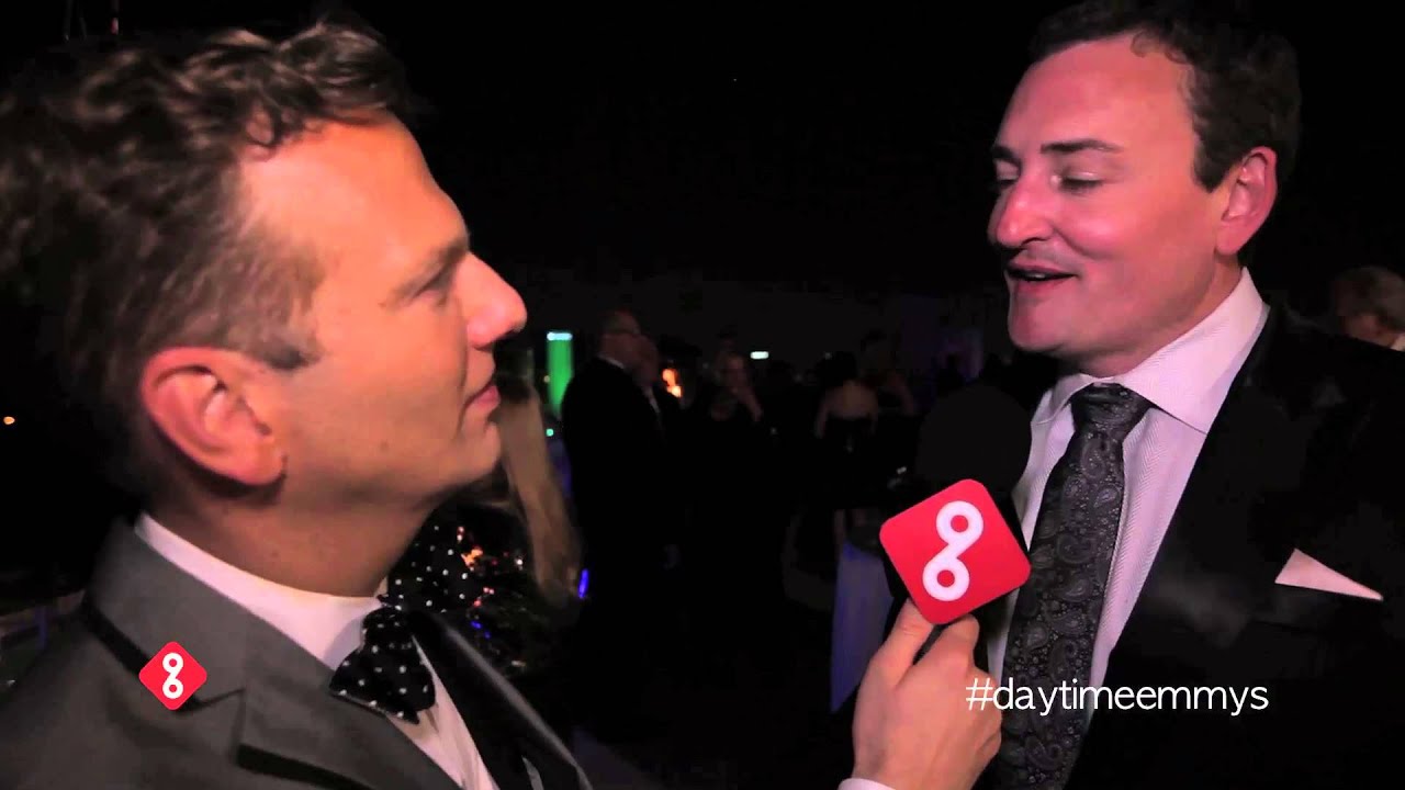 Rob Bennett: Using Social Media to Promote Clothing Lines - YouTube