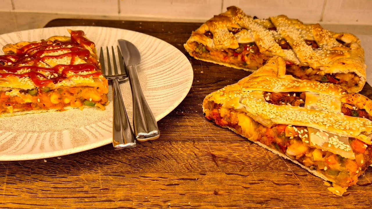 Family-sized Vegetable & Bean Pastie - Plant Based. - YouTube