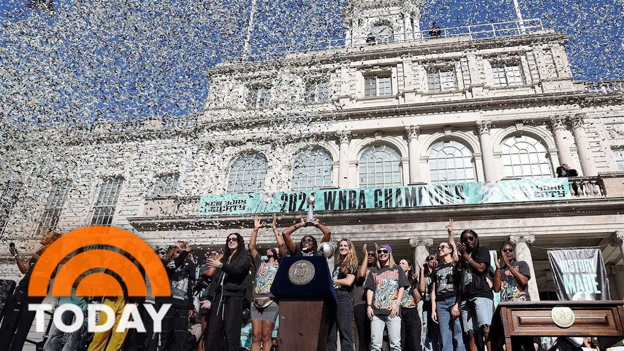 NY Liberty celebrates first WNBA championship title with parade - YouTube