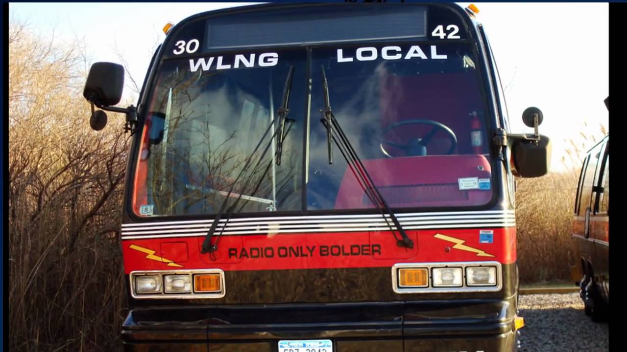 WLNG FM Rolling Roadcaster - YouTube