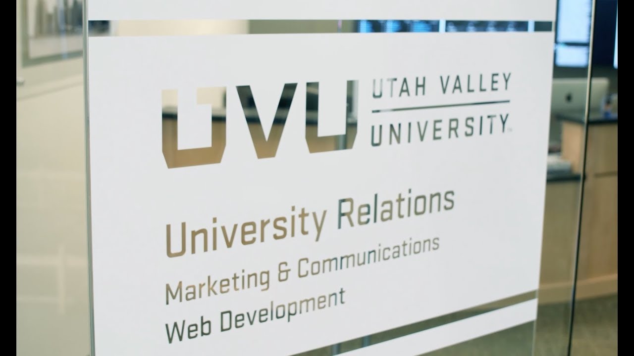 Utah Valley University's Social Media Command Center - YouTube