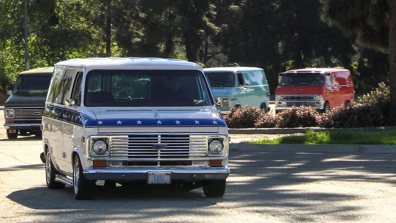 National Boogie Van Day 2026 Van Show - Drive-Ins - YouTube