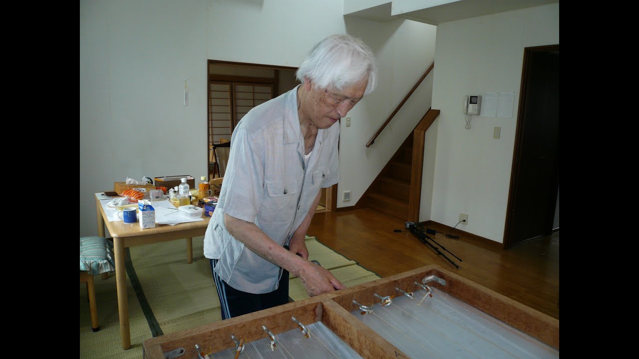 How to make gut strings 1 of 5 ガット弦製作記 - YouTube