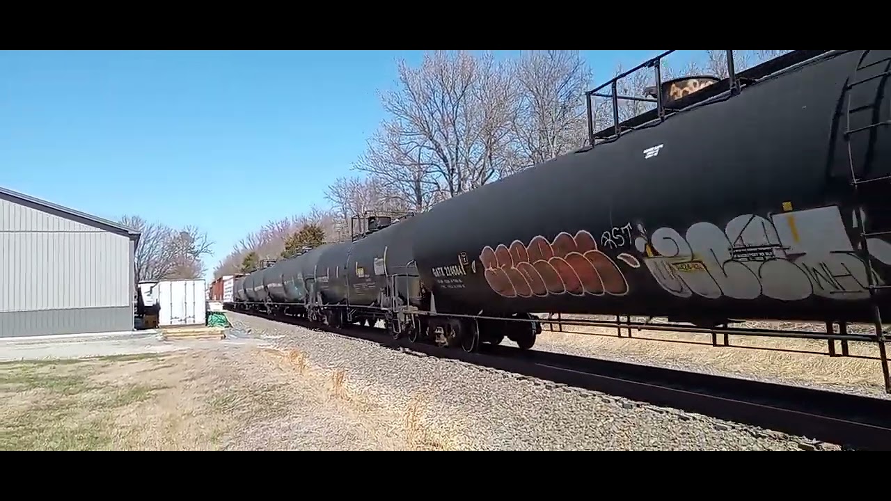 NS K64 cruising southbound through Mount Pleasant on 3-18-25 w/ good lighting & great rolling ...