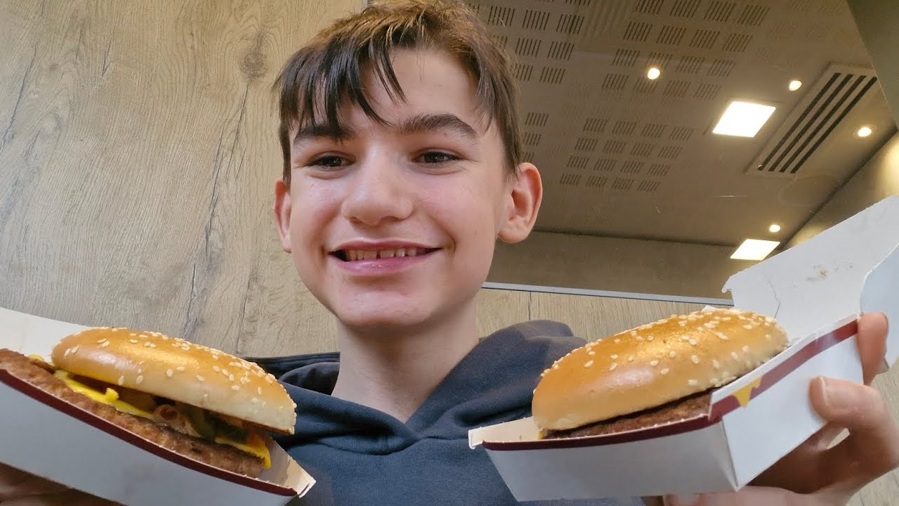 Hamburger Royale Bbq Bacon Hamburger Royale Smoky Im Test Youtube