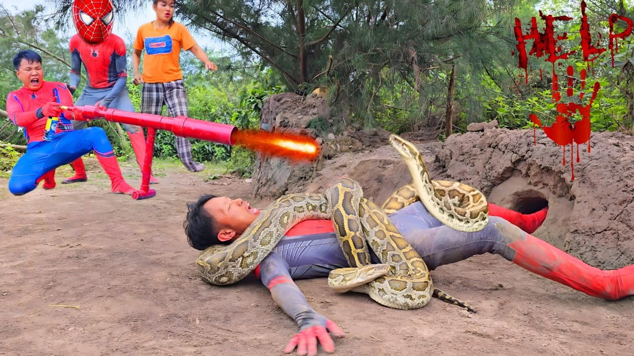 Spider-Man Uses Rocket Launcher To Kill Giant Pythons - YouTube