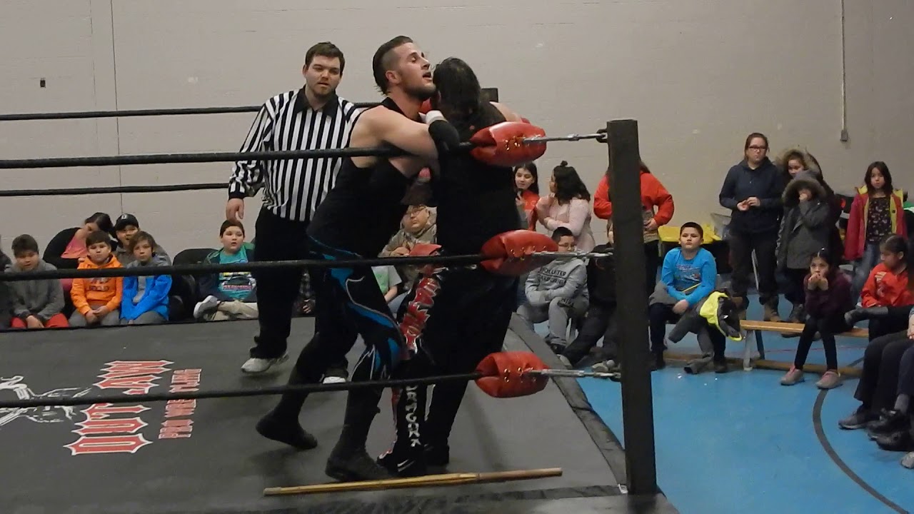Shane Stephens vs Connors - YouTube