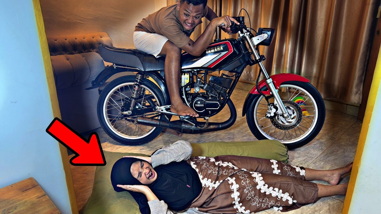 Prank bangunin Sahur pake motor 2 tak💀🗿 - YouTube