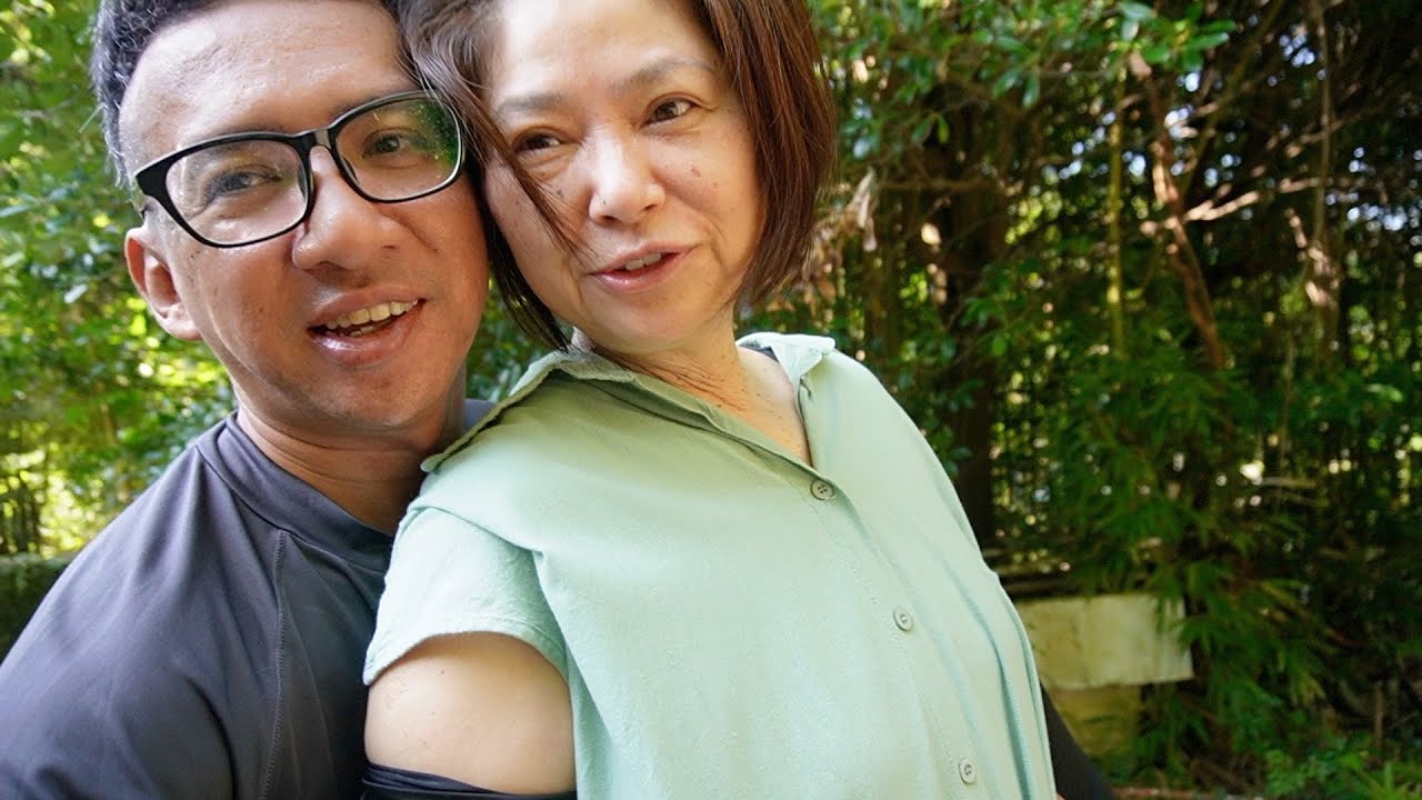 MUSIM PANAS HOT BANGET BARENG HIROMI - YouTube