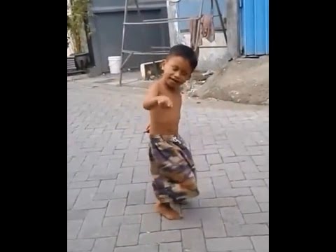 Video Lucu Banget Bikin Ketawa Ngakak Abis, Anak Kecil Joget Dangdut