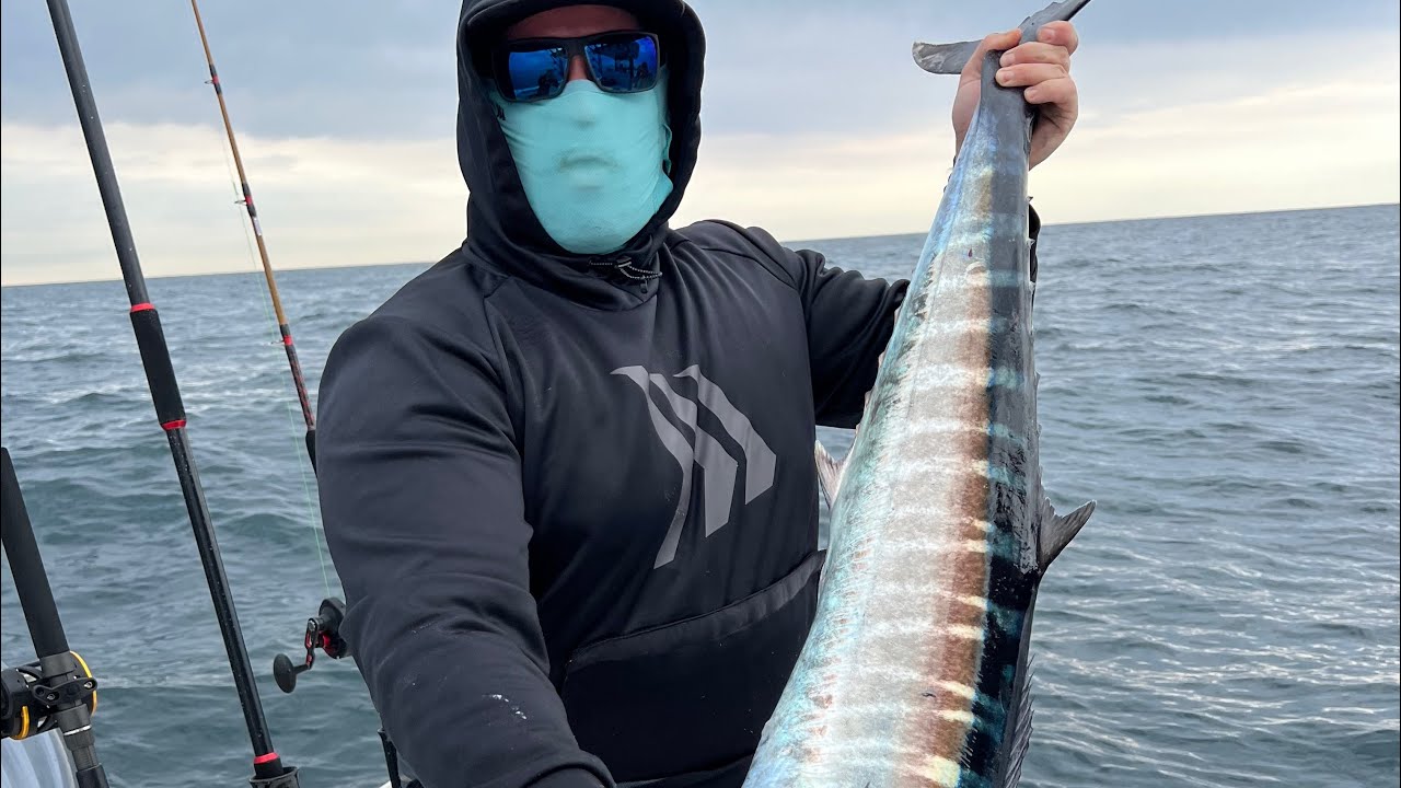 WILD WAHOO ON THE WORLD CAT 325CC - YouTube