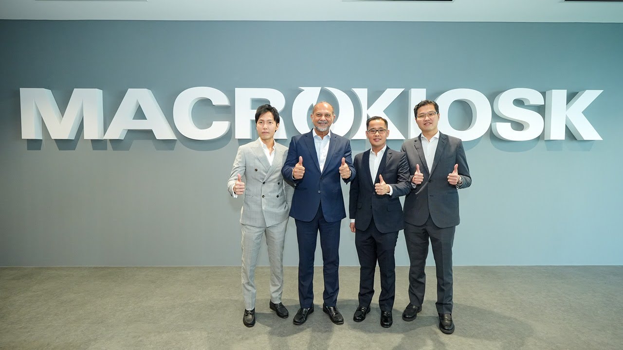 MACROKIOSK Welcomes Minister of Digital Malaysia - YouTube