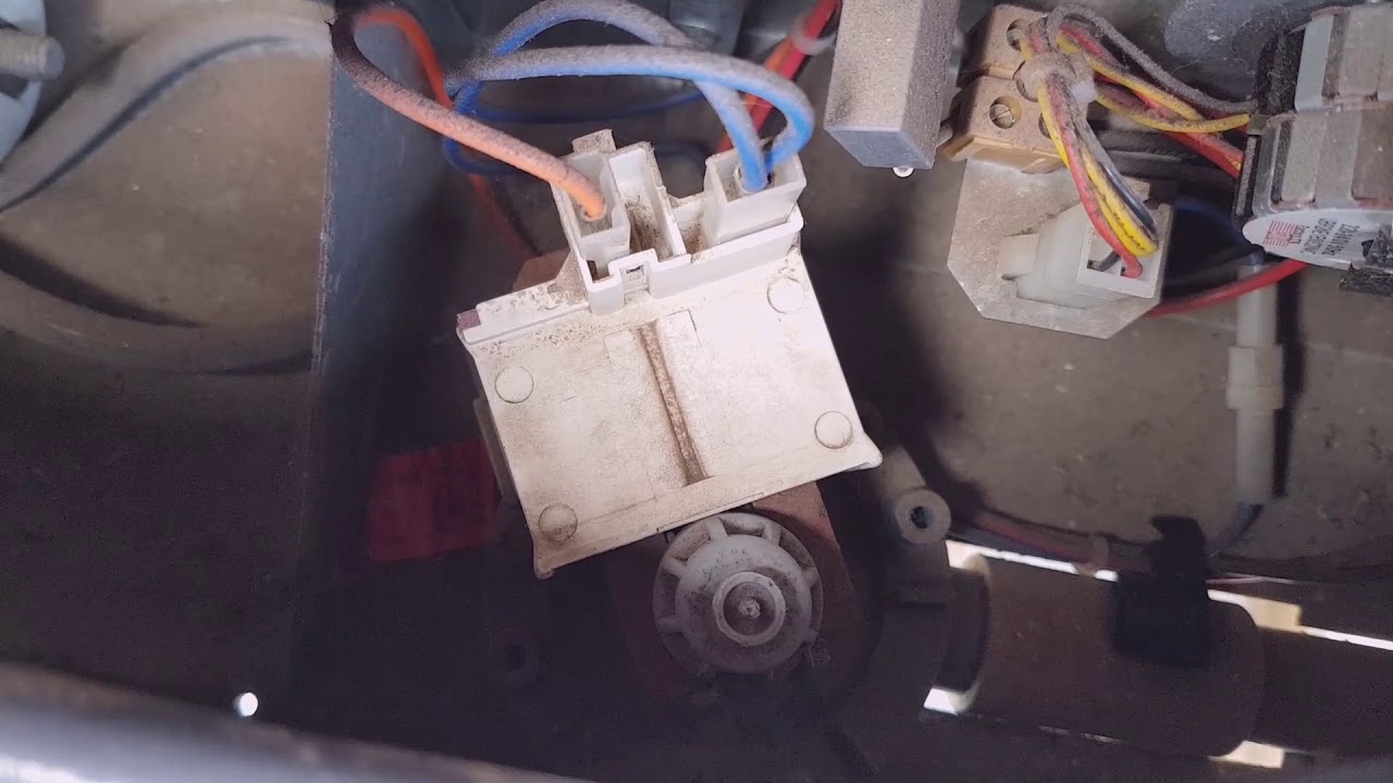 Faulty Air Conditioner Water Pump - YouTube