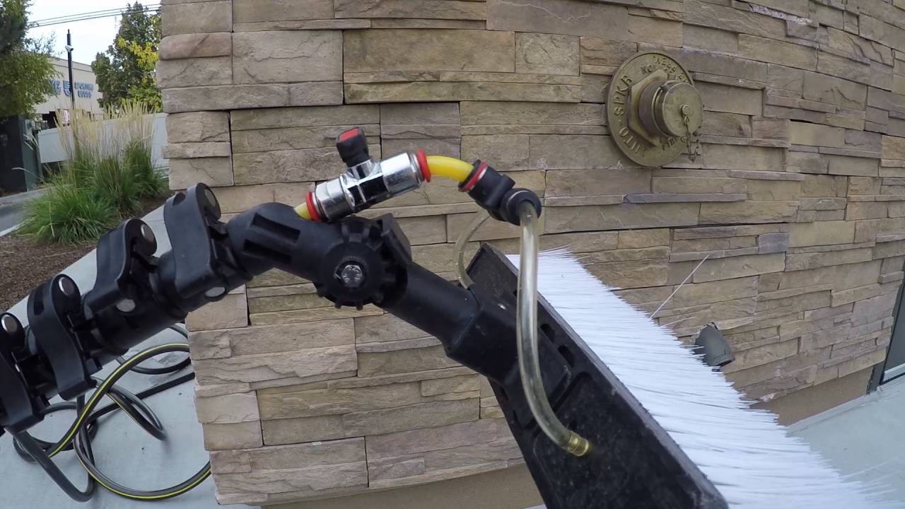 Water Fed Pole - Flow Control Valve Trick - YouTube