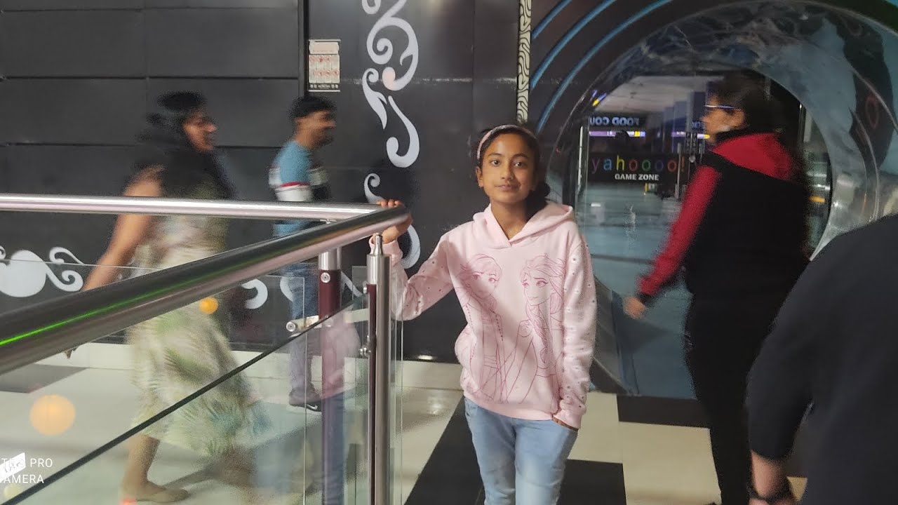 कुहू के साथ देखी मूवी,pahadi life style pushpa bisht wadda pithoragarh ...