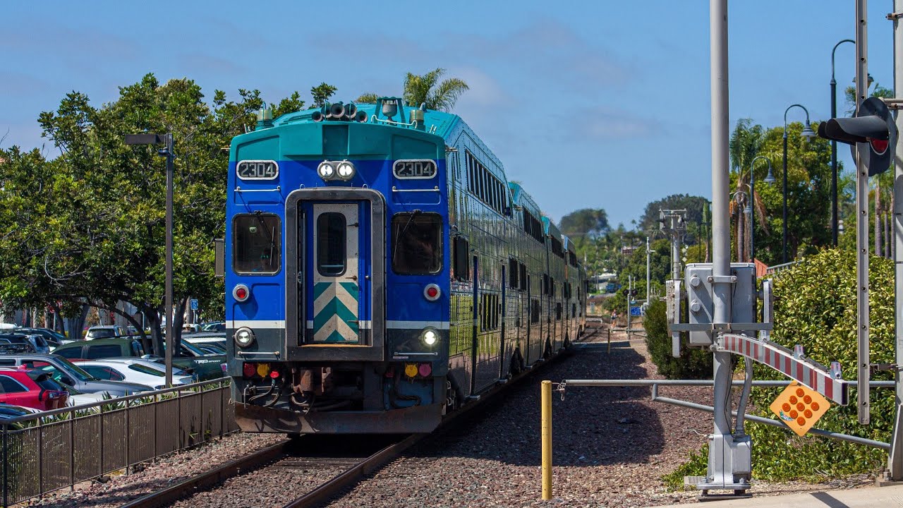 Some Quick Railfaning At Encinitas Station In Encinitas, CA! (Blooper ...