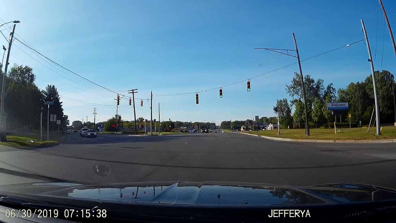 Roundabout Improper Lane Usage YouTube roundabout-improper-lane-usage-youtube
