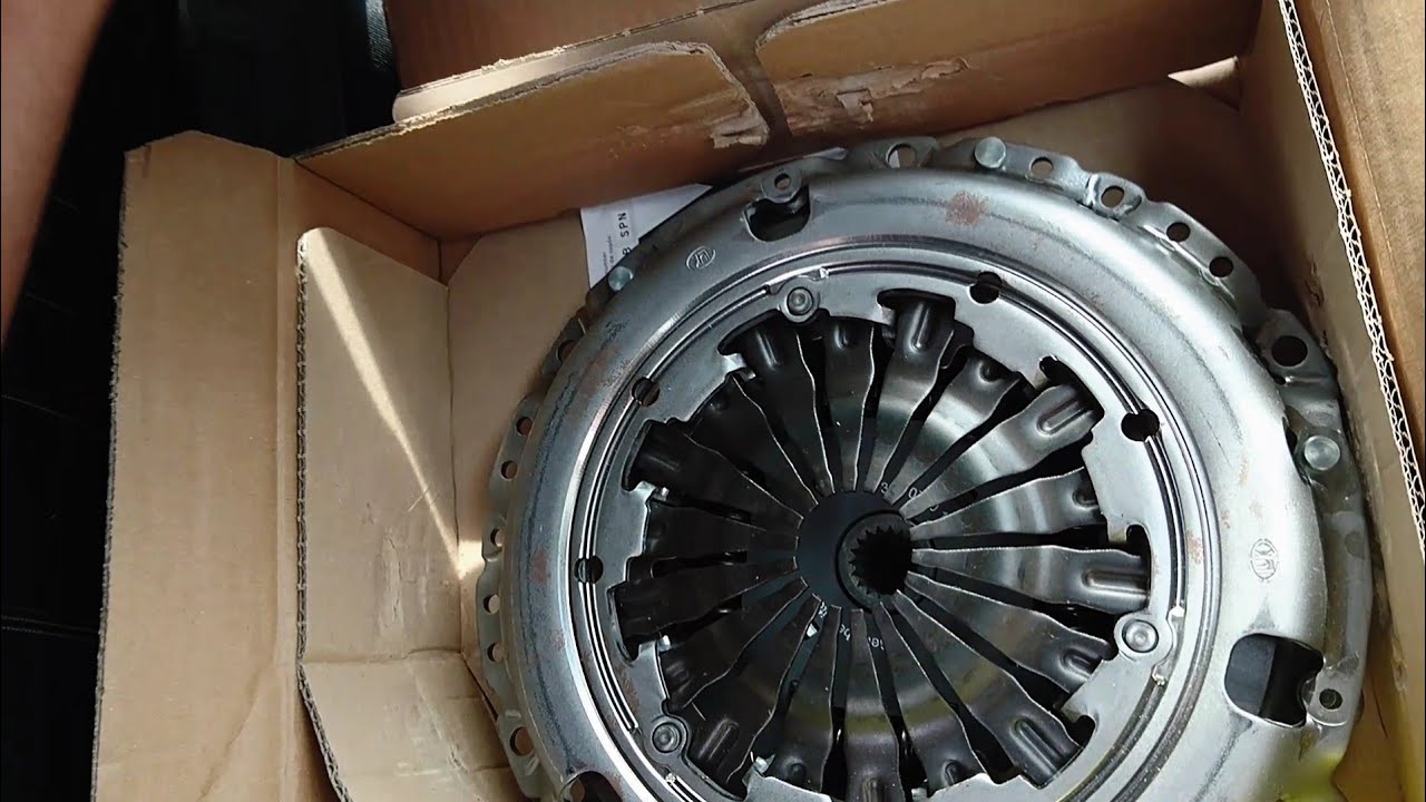 CLUTCH KIT REPLACEMENT - YouTube