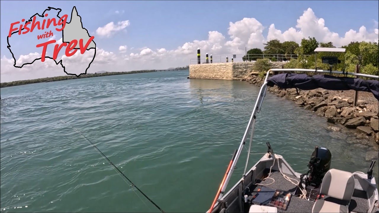 Fishing the Boat Ramp on a Windy day - YouTube