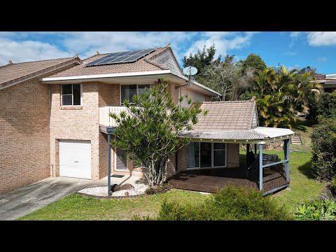 2/14 Gallagher Drive, Lismore Heights - YouTube