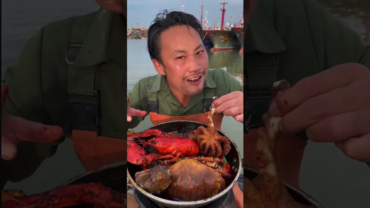 Beautiful fishermen eating delicious seafood eating show ngư dân xinh ...