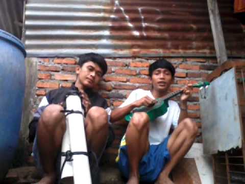 Punk Rock BMG 906 seorang gadis