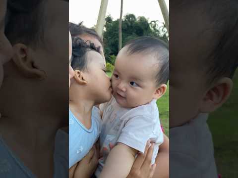 Pari kissing Mivaan #mivaan #pari #cousins #baby #babyboy #babygirl #toddler #cute #park #kiss #bodo