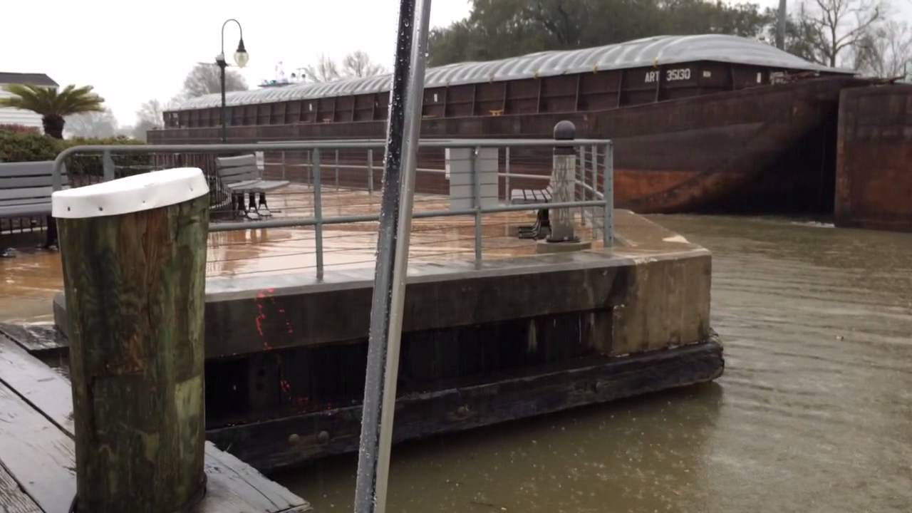 Worlds Largest Barge