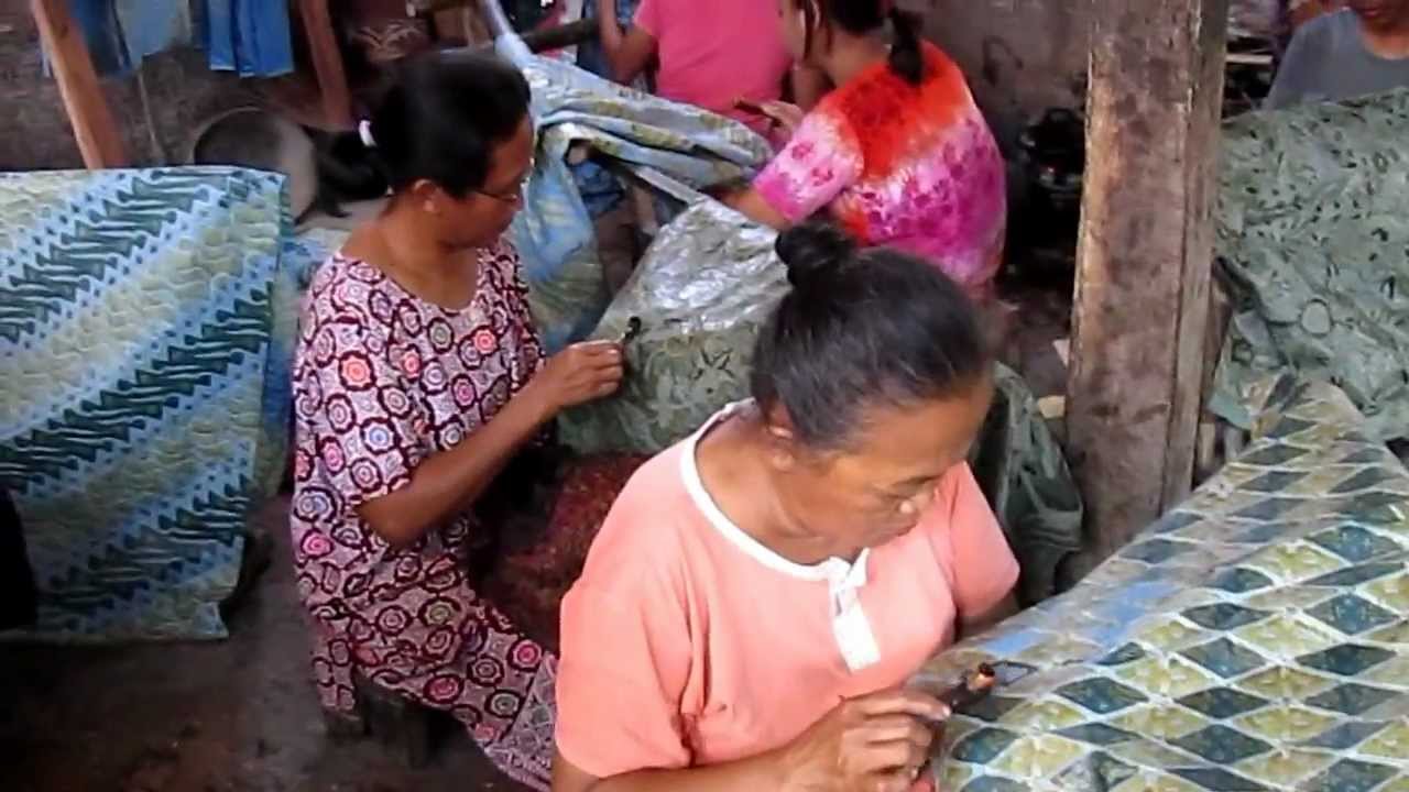 Proses Pembuatan Batik Tulis - YouTube