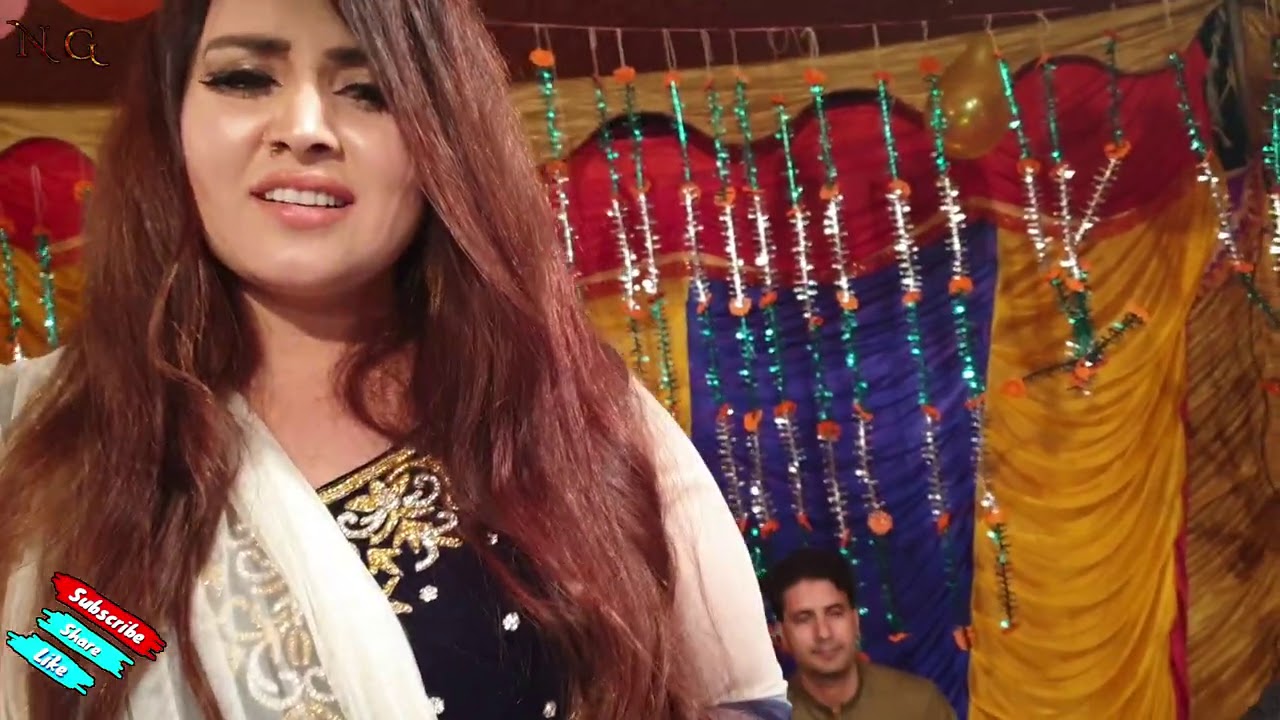 Nadia Gul New Live Tappay 2020 - YouTube