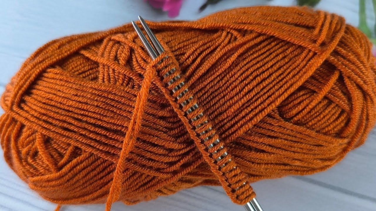 This is an unusual knit stitch! very easy and incredibly beautiful👌 ...