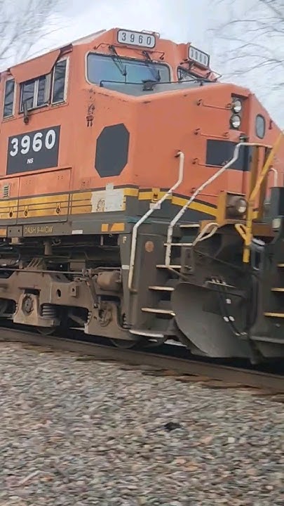 A Former BNSF & KCS Dash 9 Rolls south with Norfolk Southern #shorts #train - YouTube