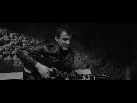 Yıldız Yatağımdan Kalkar bu Aşkı Duysa ~ Rıza Tamer (Abone Olub Like Atmayı Unutmayalım)