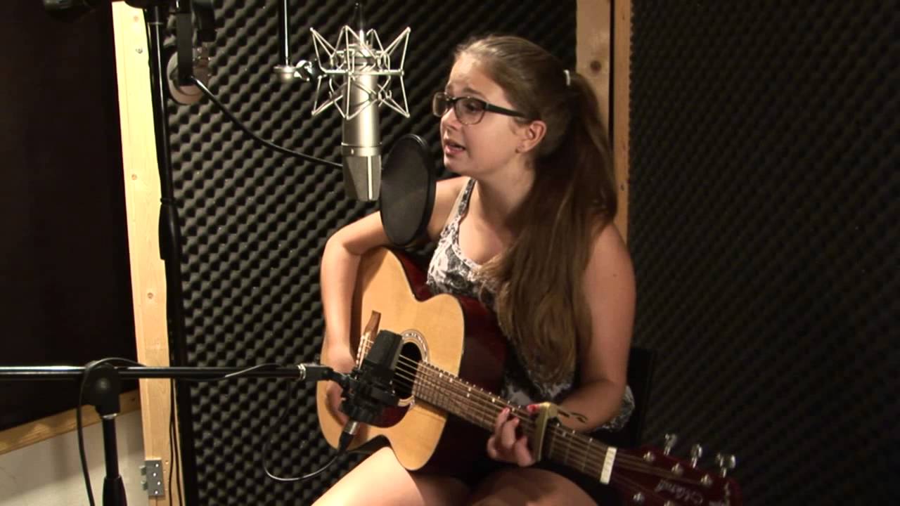 Hannah Leonard - Lynn Valley's Got Talent - YouTube