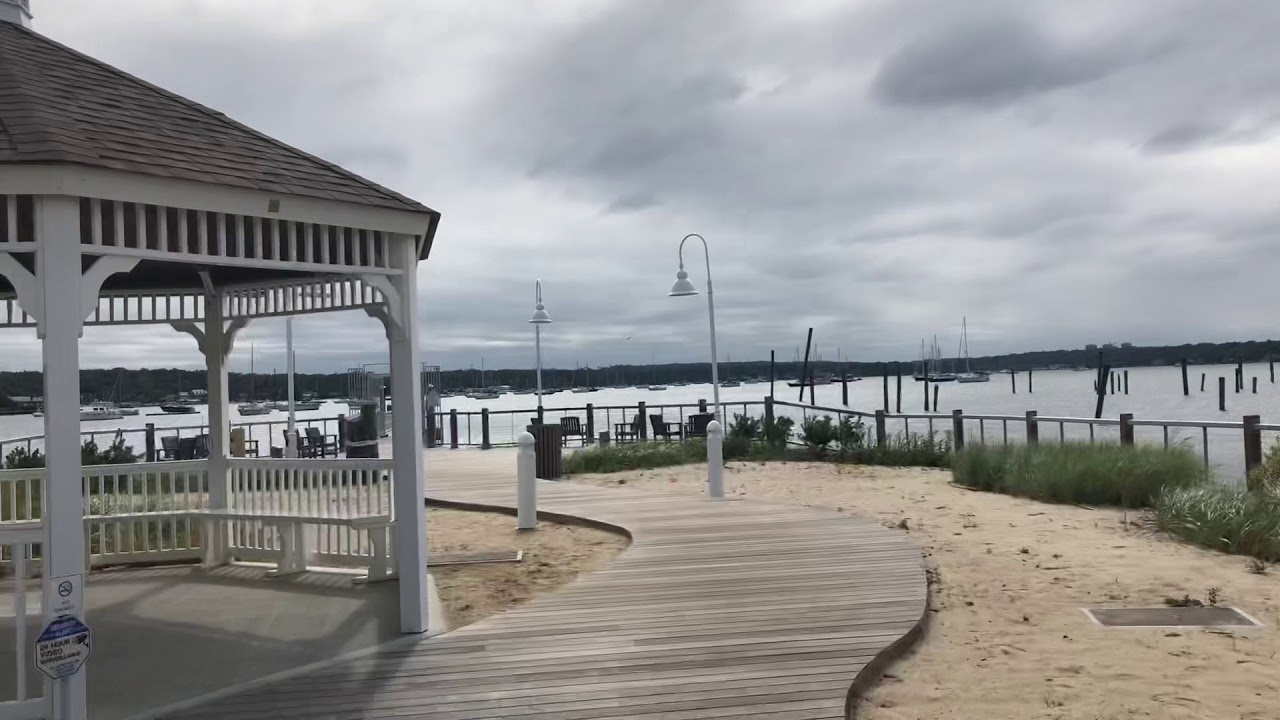 Explore Port Washington NY: Manorhaven Beach Park - YouTube