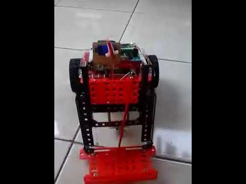 Arduino Forklift Robot Controlled Via Bluetooth - YouTube