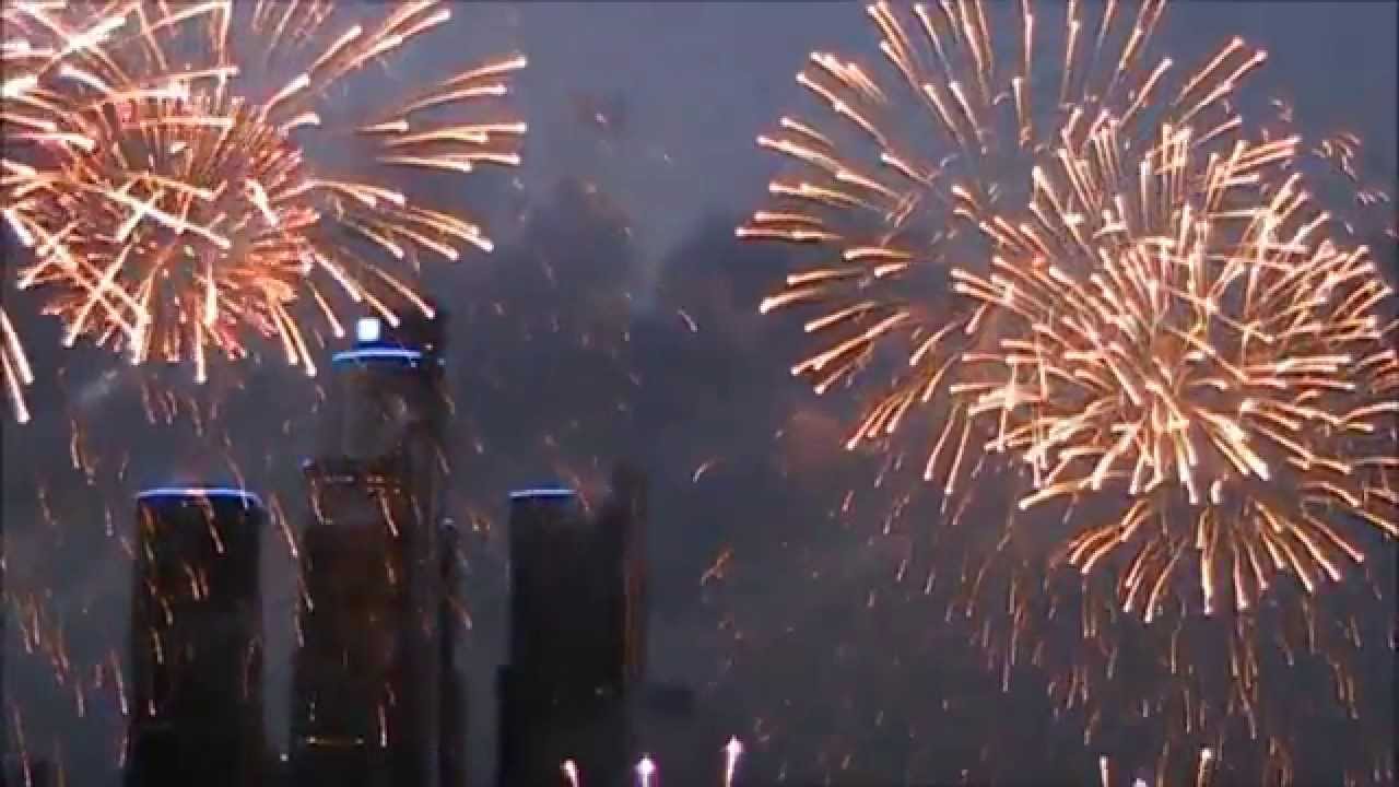 Windsor/Detroit Fireworks 2015 - YouTube