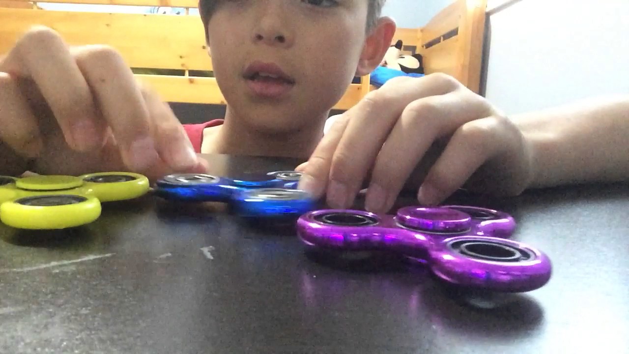 Fidget spinner tower - YouTube