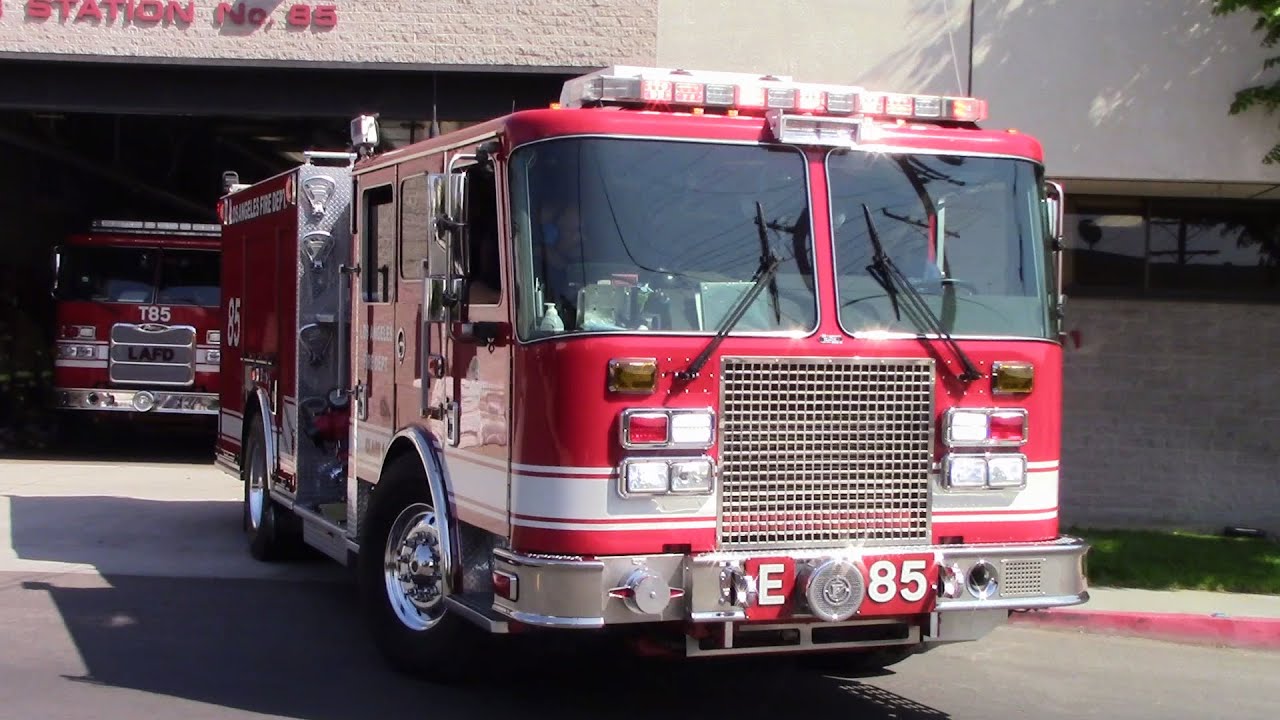 LAFD Engine 85 Responding - YouTube