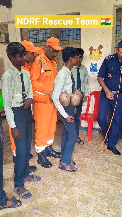 Training to students how to floating in flood situation using homemade things #ndrfrescue #ndrf ...