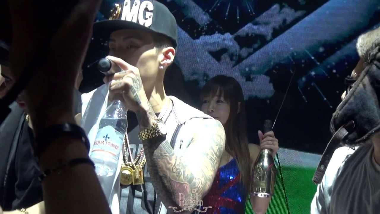 131010 AOMG Launching Party _박재범_HOT - YouTube