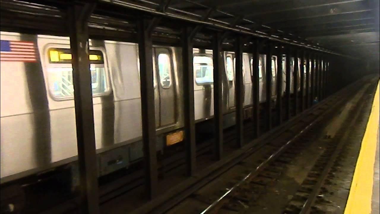 MTA New York City Subway Astoria-Ditmars Blvd Bound Siemens R160B (N) Train @ Rector Street ...