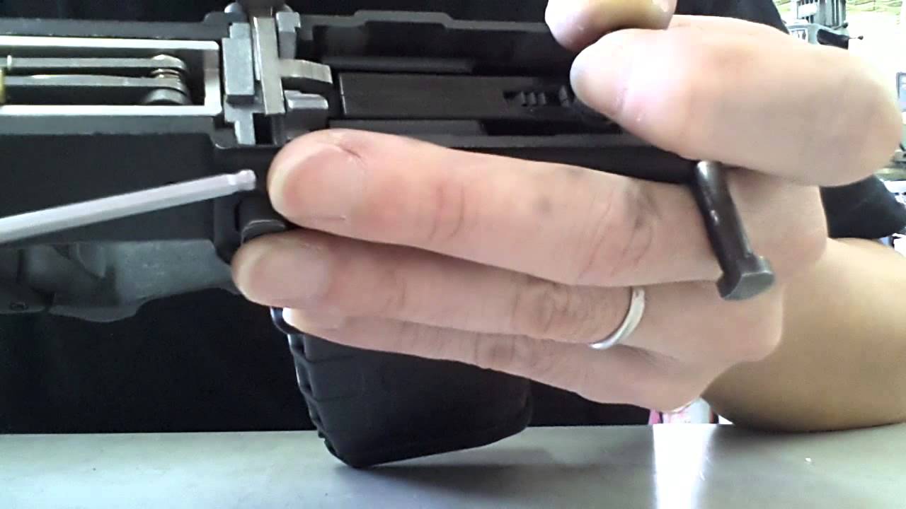 DG M4 steel bolt lock - YouTube