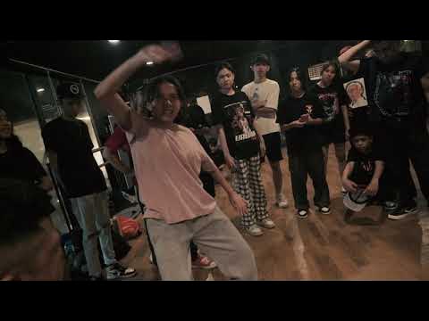 Ra2 vs QueenBadRaw TOP16 | Main Event KRUMP 1v1 | BUCKPACK CHAPTER 3 - YouTube