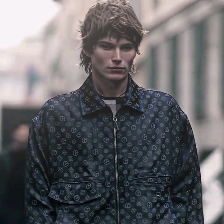 Edit jordanbarret (Ele é modelo , então não sai do conteúdo fixo do ...