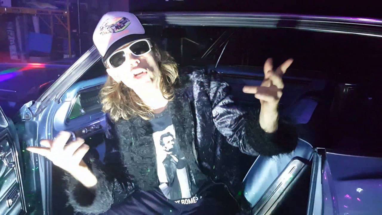 Dusty Live Music Video Sneak Peek With Outtakes - YouTube