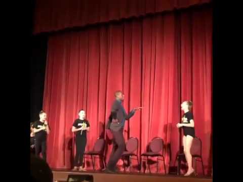 The Dance Moms Girls Dancing To "Single Ladies" At A Meet & Greet ...