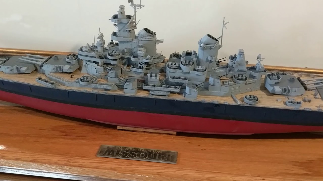 Tour of Modeling Man cave - YouTube