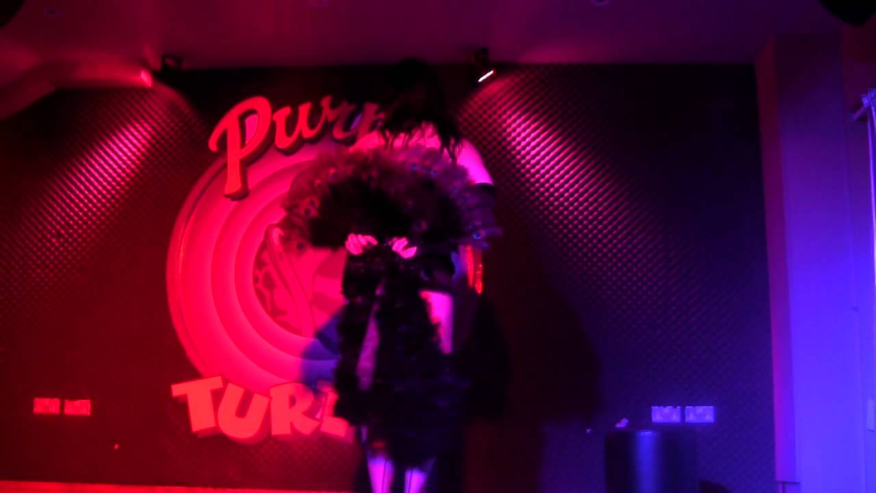 The Scarlet Vixens Layla Cherry BMW Burlesque - YouTube