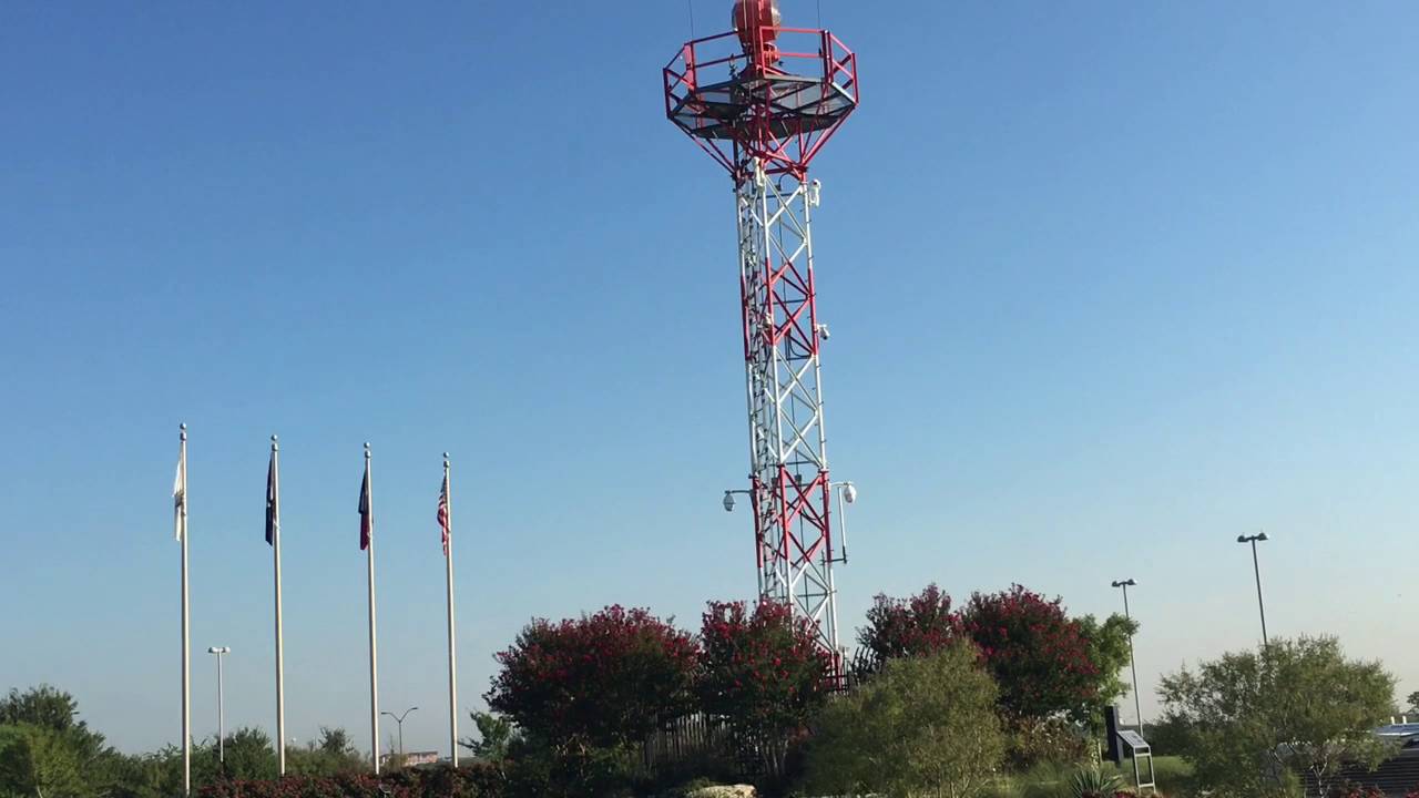 Airport Observation Area Founders Plaza - YouTube